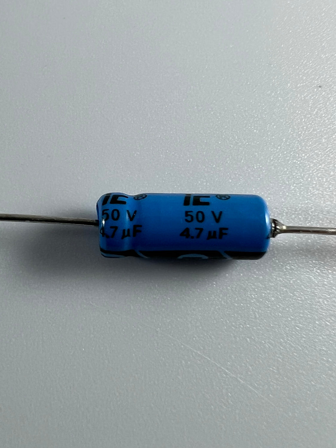 Capacitor - Axial Lead Electrolytic, 10 µF @ 500 VDC, F&T – Amp Parts ...